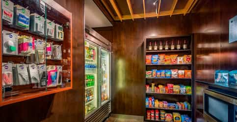 Courtyard by Marriott Greensboro Airport