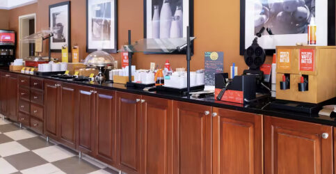 Hampton Inn Greensboro Airport