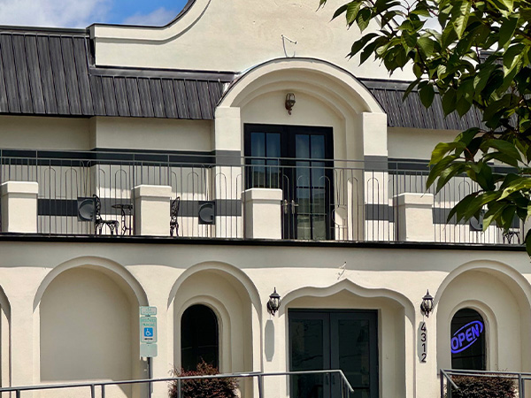 Noor Kitchen & Cocktails