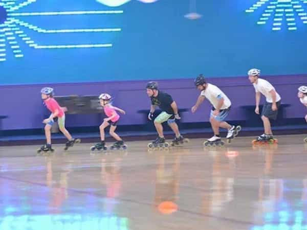 Skateland USA North - Roller Skating